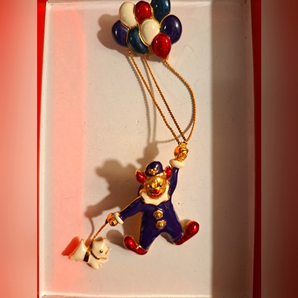 Jewelry | Vintage Clown Holding Balloons Brooch | Poshmark